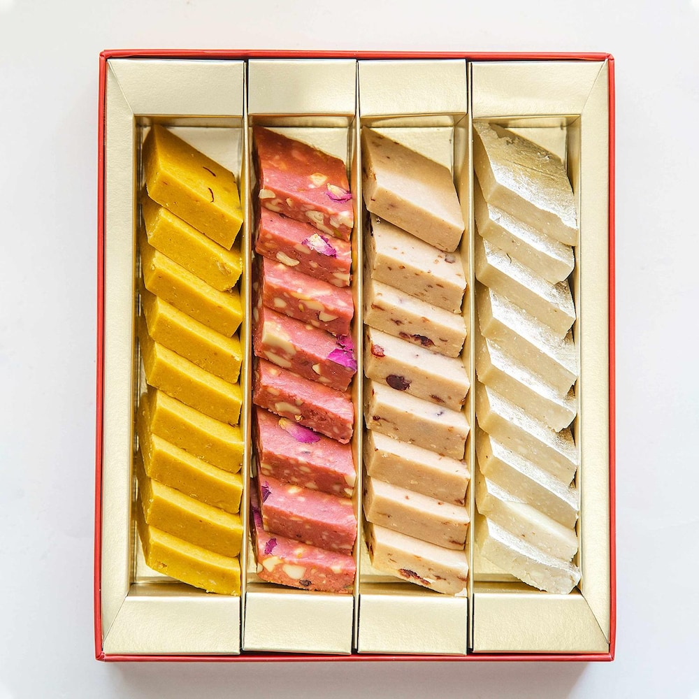 Order Online Unique Sweets and Snacks combo | Nagpurcake